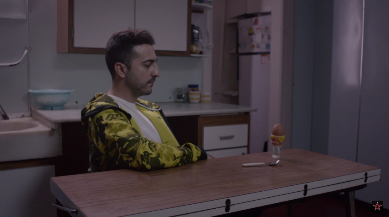 El Guincho vuelve a grabar para Canada | Mindies