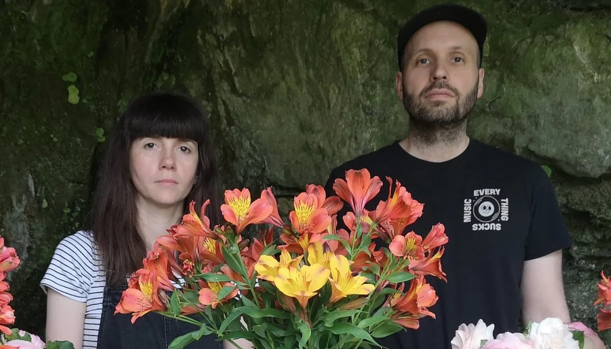 Witching Waves navegan contra corriente en 'Streams and Waterways ...