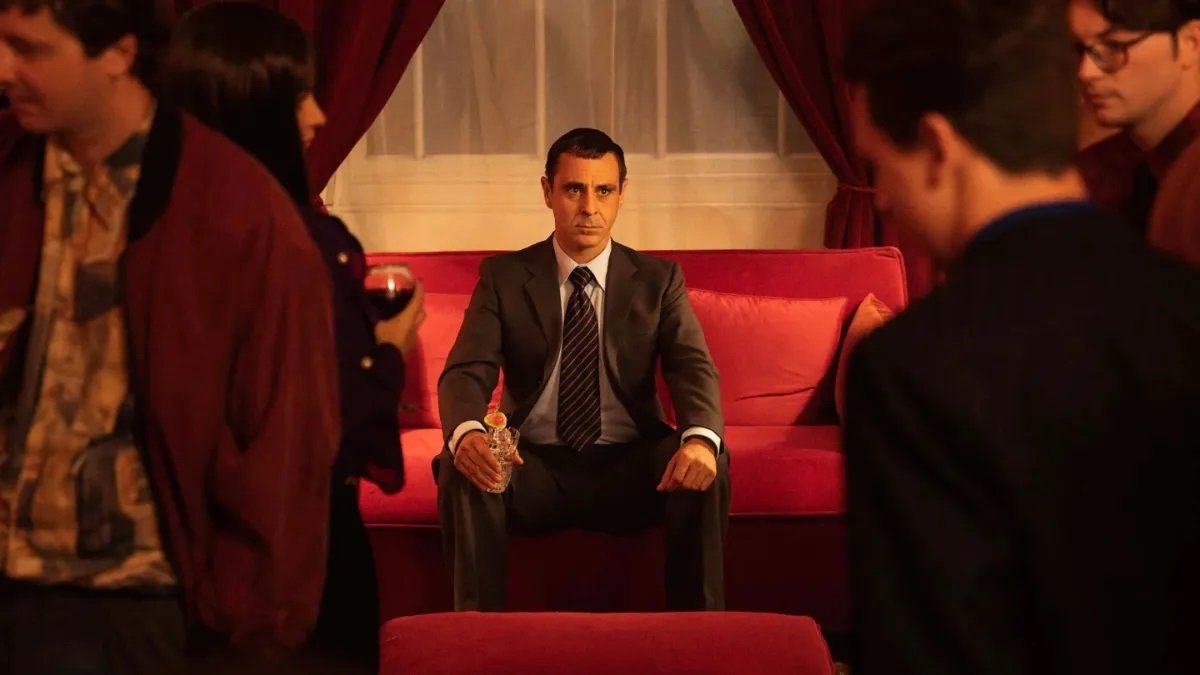 Crítica de 'Sexy Beast', la nueva serie de Michael Caleo | Mindies